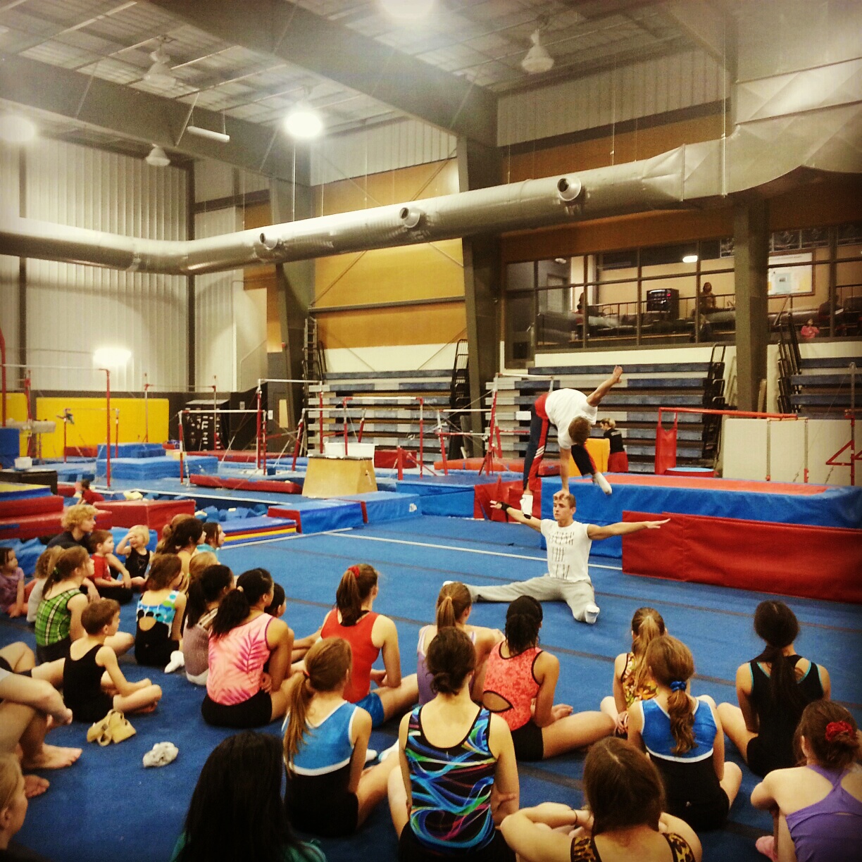 acro session small | Gymnastics Ontario